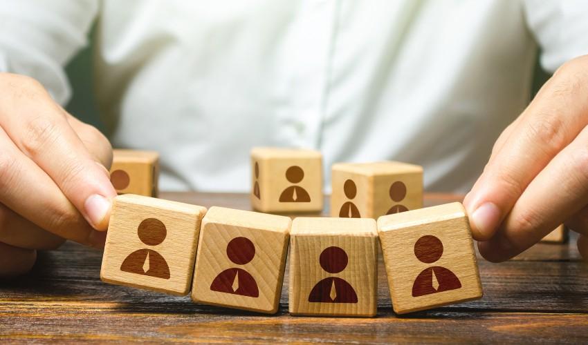 Why and When to Help Firms Keep Workers in a Crisis | Bocconi University