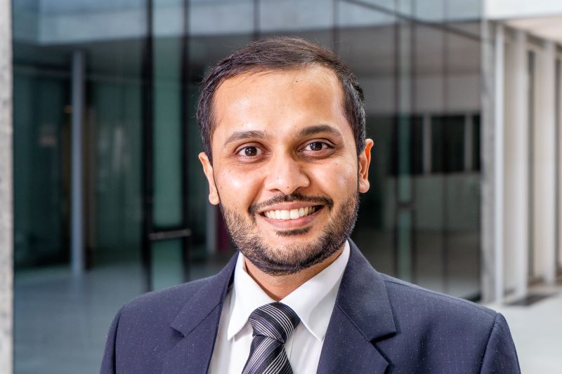 Bossless or With a Boss? It's a Matter of Balance | Bocconi University