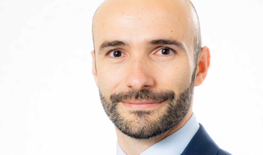 Alessandro saw an MBA in the periscope | Bocconi University